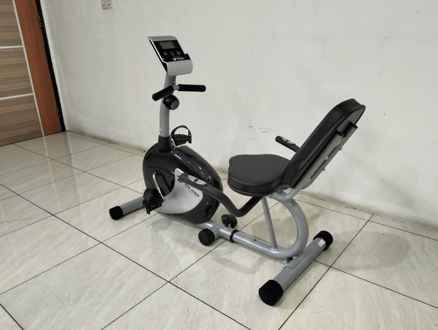 Jual Sepeda Statis Recumbent Bike Total Fitnes Bandung - GAF BANDUNG